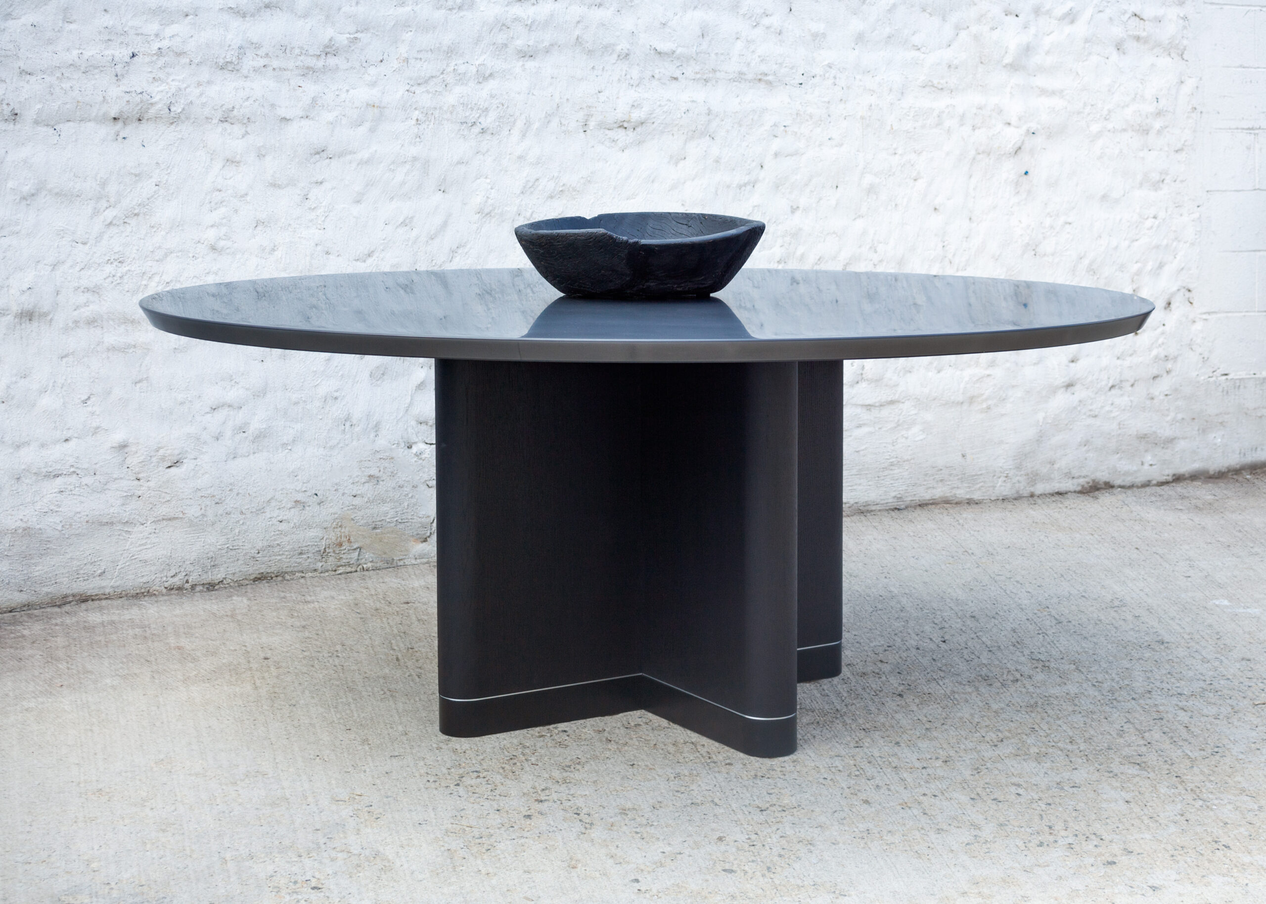 Jasper X Pedestal Table - Wud Furniture