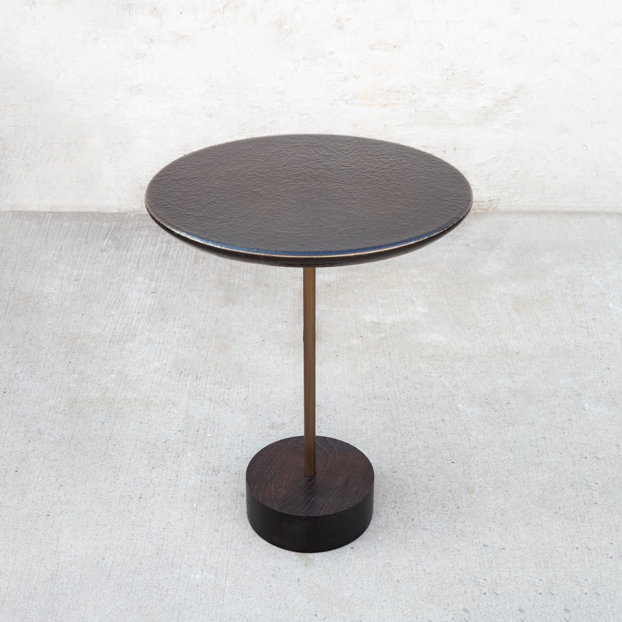 Textured Resin: Stella End Table - Wud Furniture