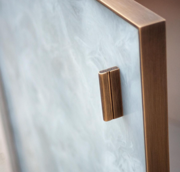 Metal + Resin - Wud Furniture